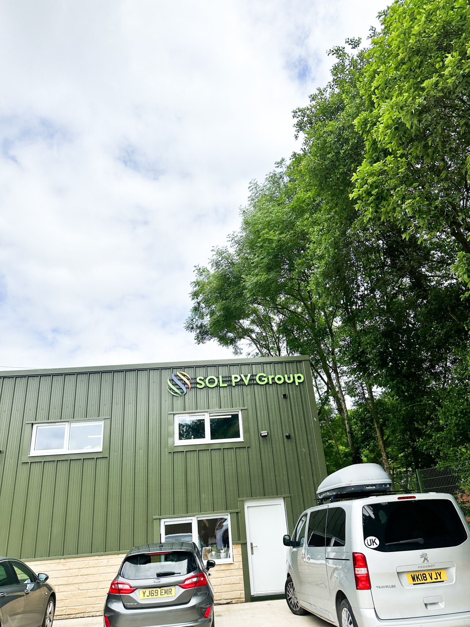 RIVERSIDE BUSINESS PARK - Business park in Mytholmroyd